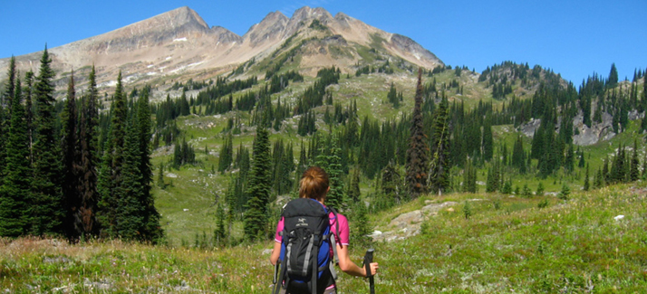 Top 10 Fast and Light Hiking Essentials | Snow+Rock